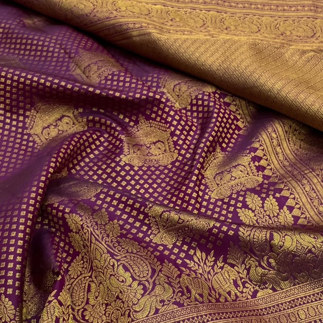 Seraphic Purple Pure Zari Weaving Banarasi Silk Saree With Adoring Blo ...