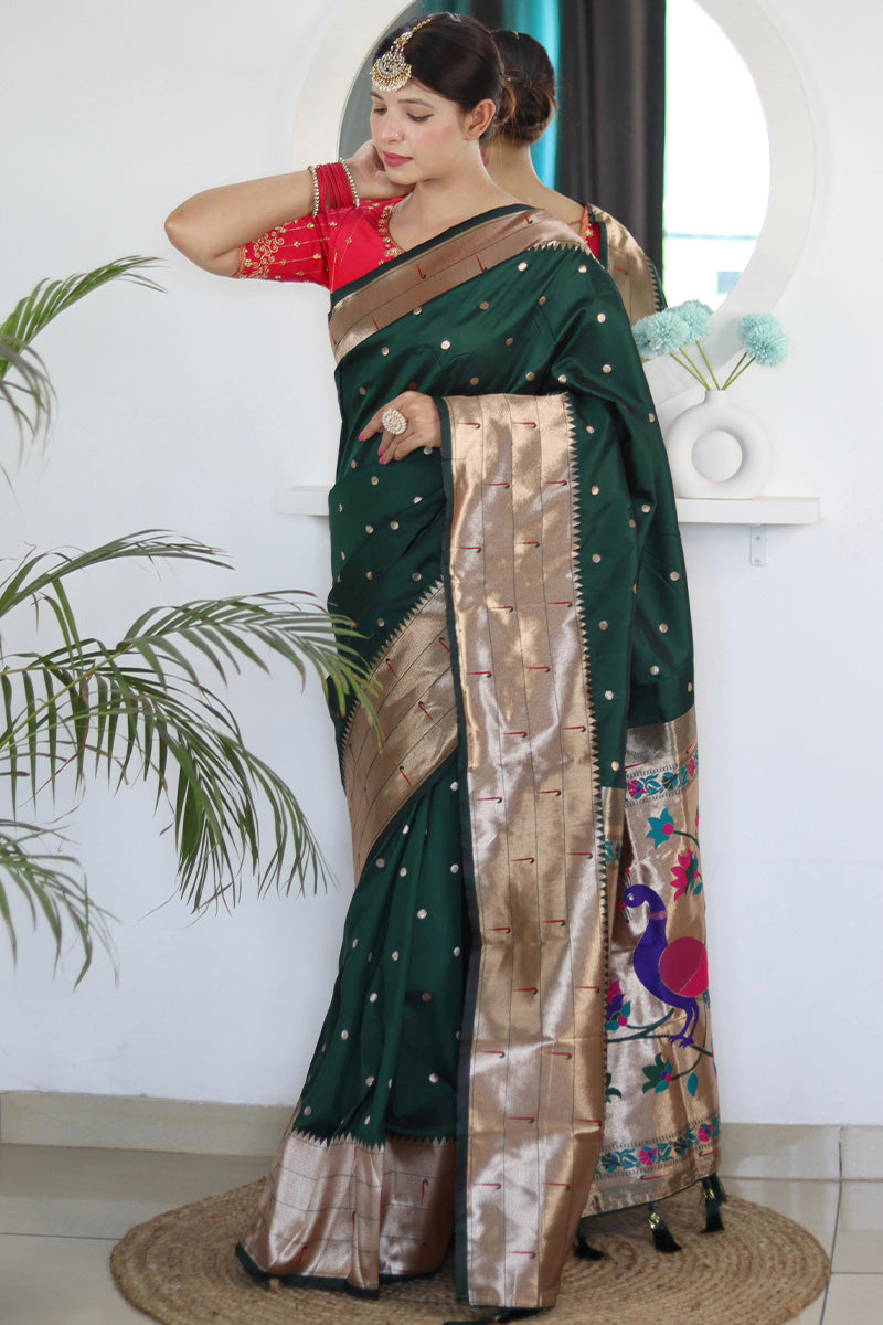 Amazing Dark Green Paithani Silk Saree With Stylish Blouse Piece ...