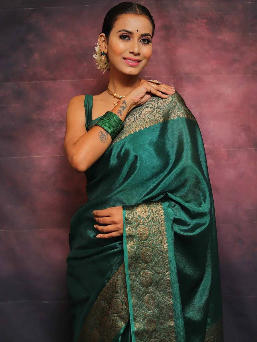 Sumptuous Rama Soft Silk Saree With Felicitous Blouse Piece ...