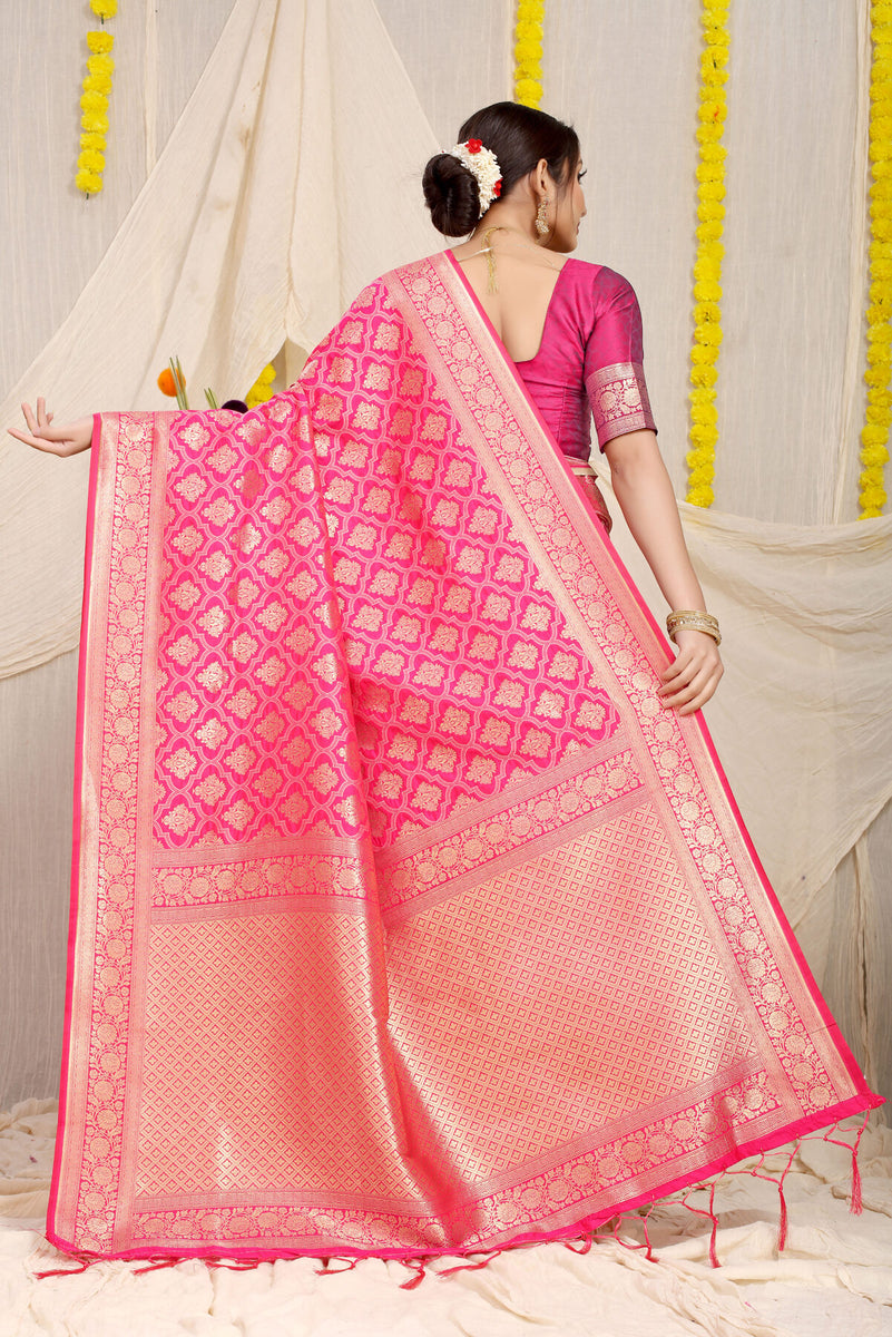 Demure Pink Kanjivaram Silk With Propinquity Blouse Piece – LajreeDesigner